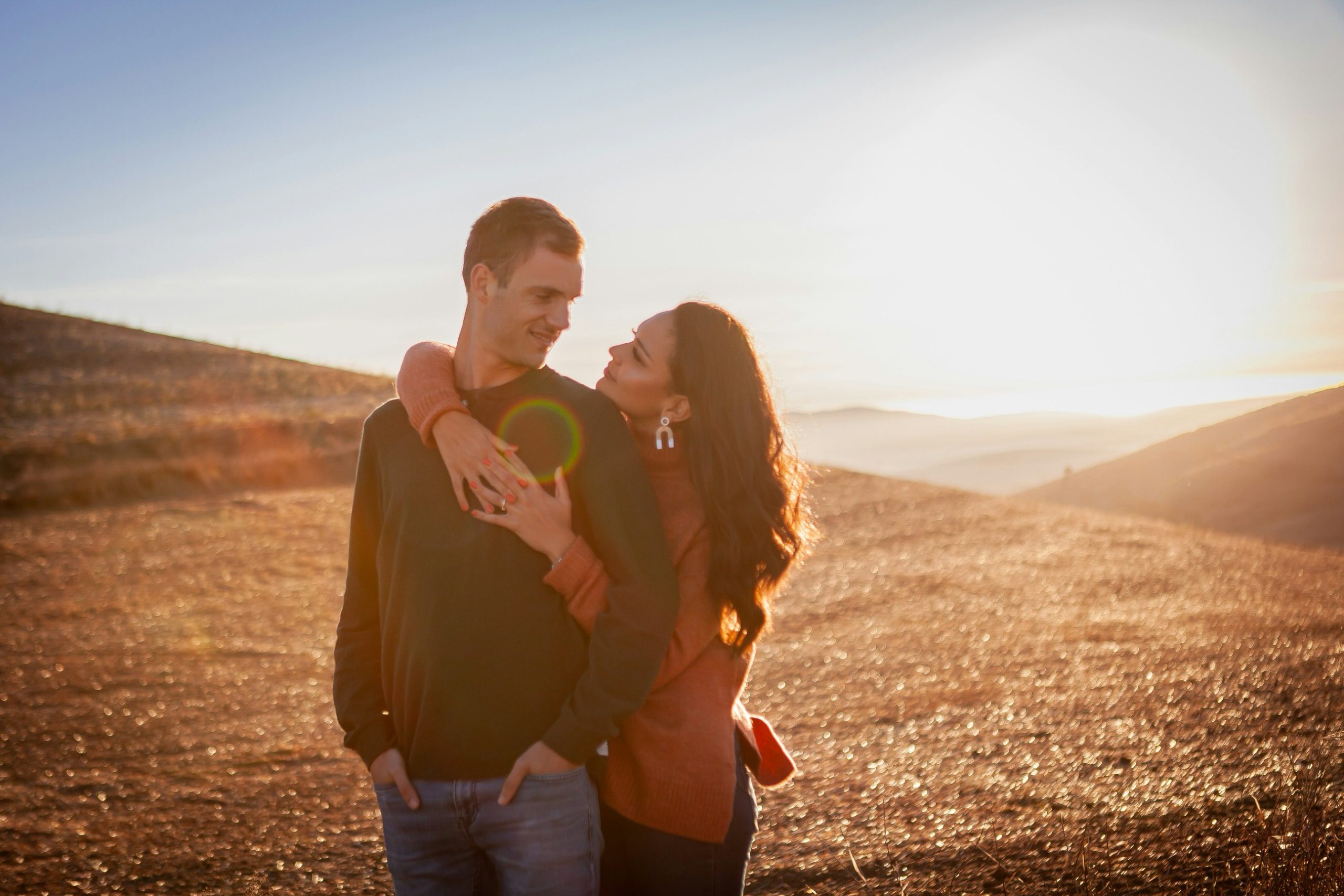20 Ways to Build a God-centered Relationship - SALT & Life
